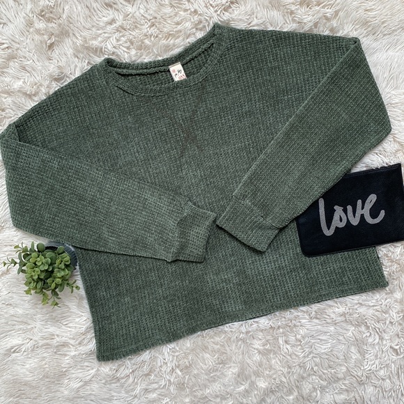 7th Ray | Tops | 7th Ray Chenille Waffle Top Olive Green | Poshmark